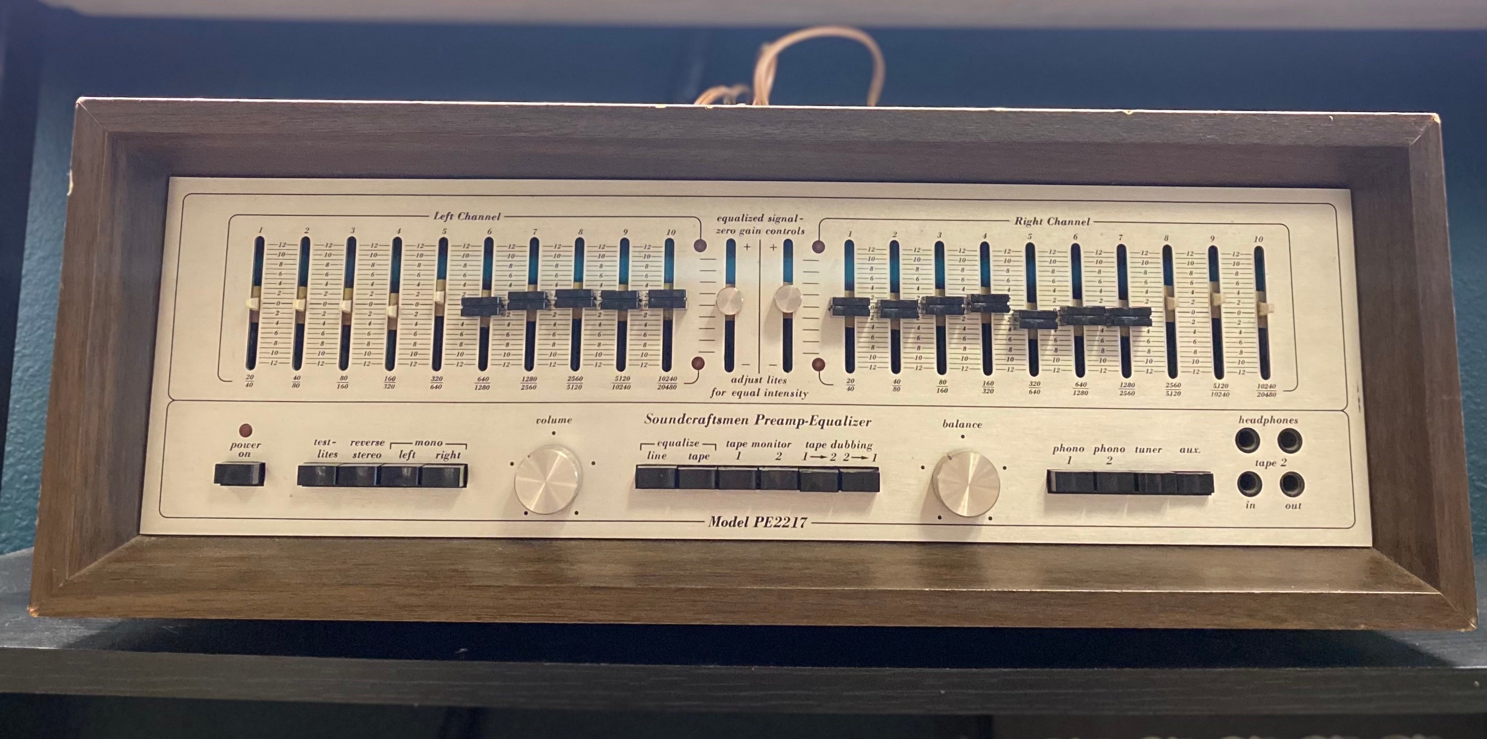 Soundcraftsmen Preamp-Equalizer PE2217 | Turntables & Trails