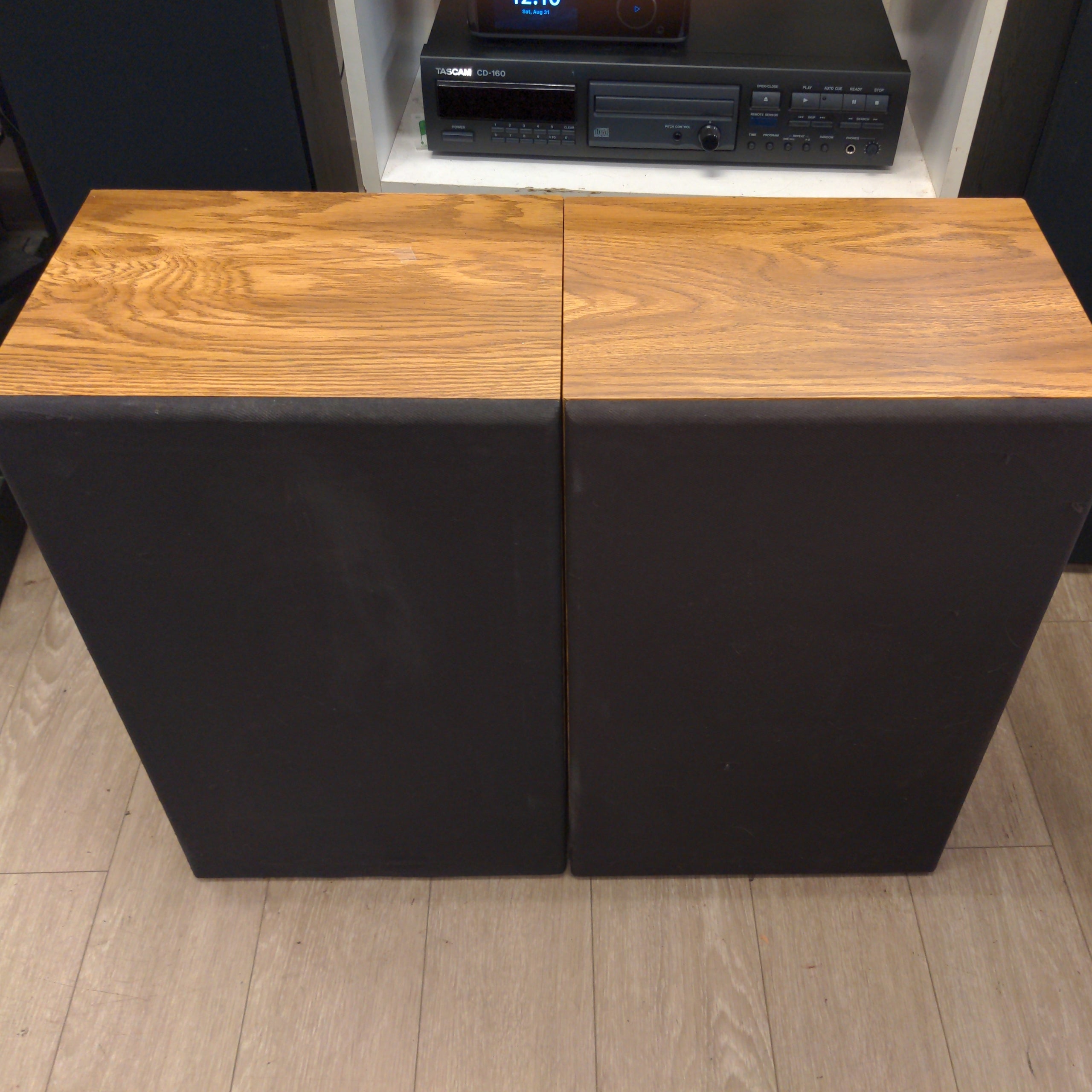 Infinity RS7 Speakers | Turntables & Trails